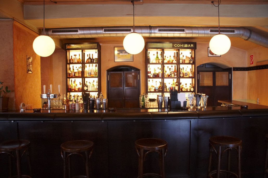 Cohibar Graz: Cafe Bar Cocktailbar und Lounge Univiertel